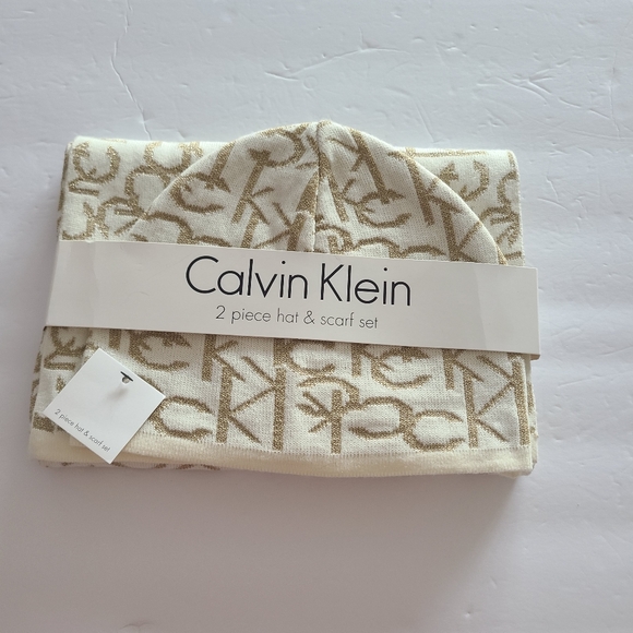 Calvin Klein | Accessories | Nwt Calvin Klein Womens Set Hat And Scarf ...